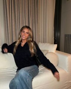 Alix Earle Age, Boyfriend, Net Worth, Wiki, Height, Parents & Bio